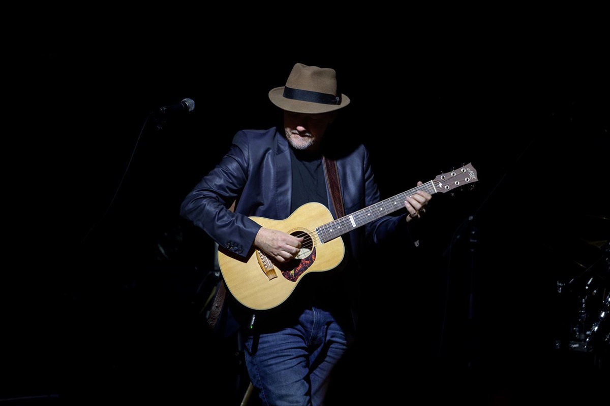 "Unplugged & Hits" - Matt Arthur & The Lazybones | Bellingen Memorial Hall